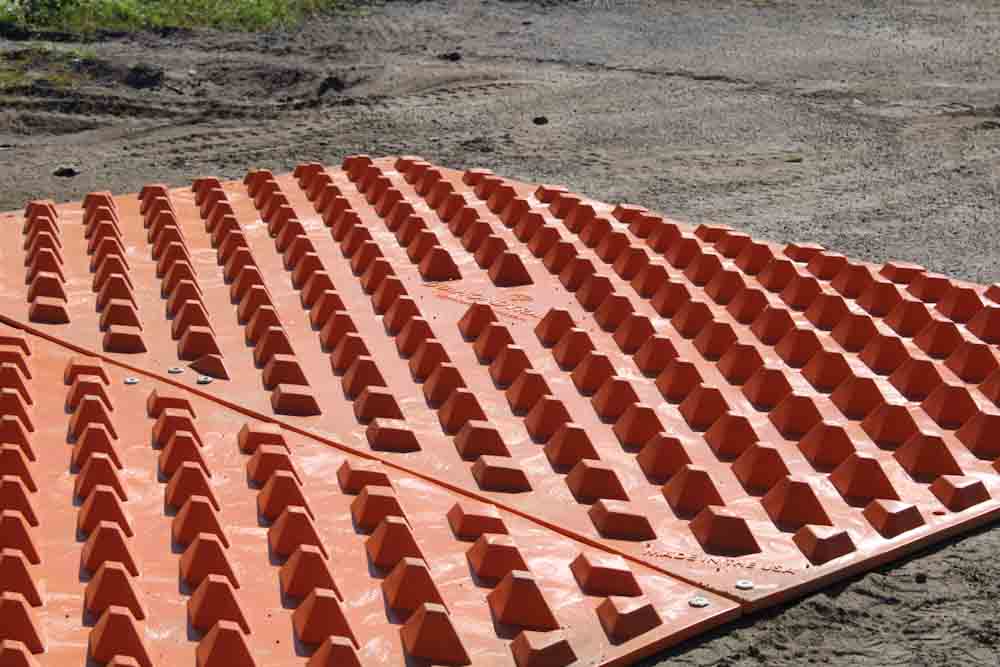 DiamondTrack Trackout Mat - 7' L x 12' W — Eastgate Supply